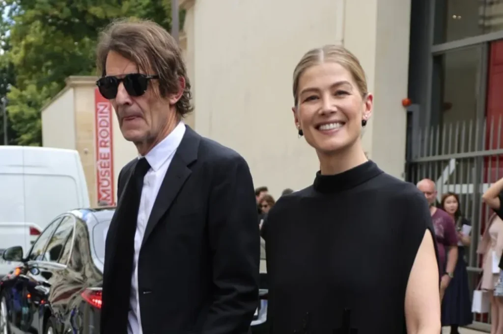 Rosamund Pike Husband, Age, Height, Weight, Net Worth, Career, And Full ...